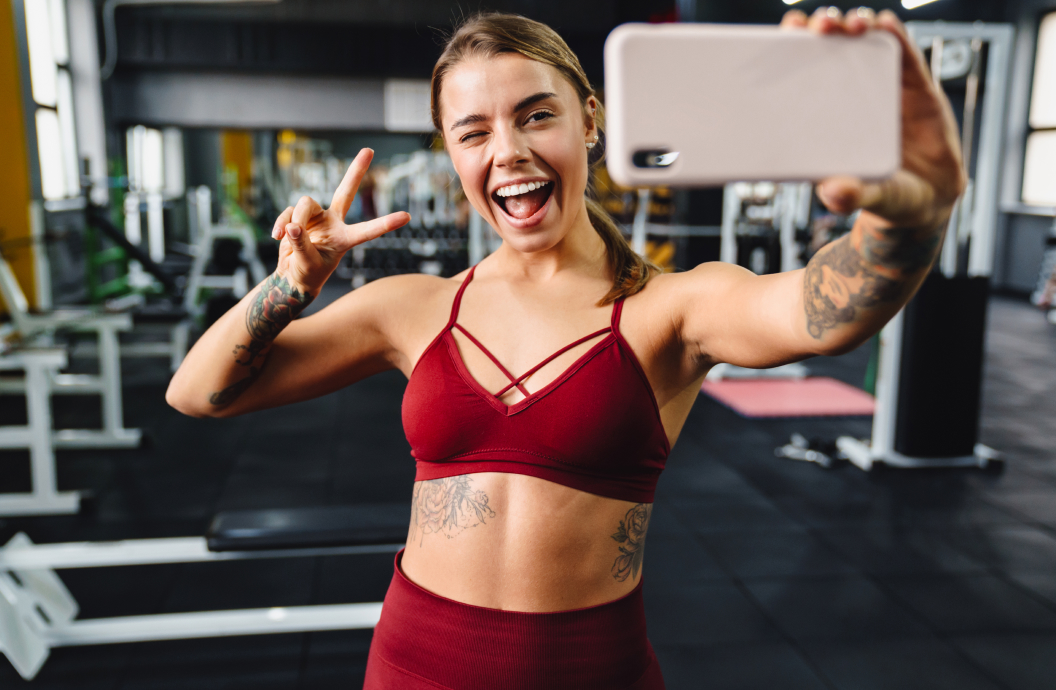 The Art of Fitness Selfies: Showcasing Progress and Building Confidence